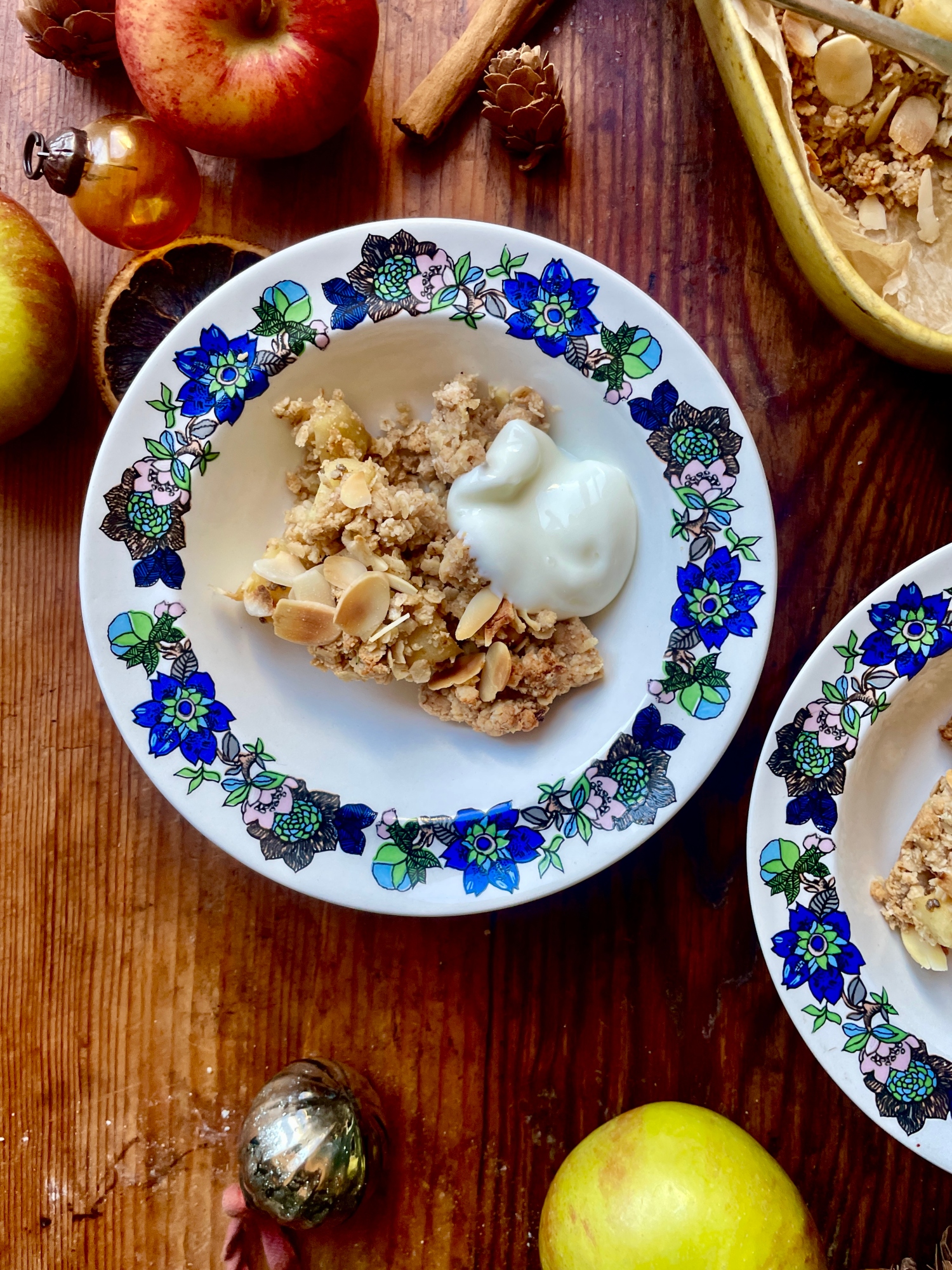 Apple, Peanut Butter And Crumble Bake | Healthy Recipes | Grape Tree